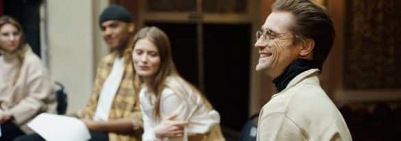 How to Write a Play Script [A Guide for Beginners] - Celtx Blog